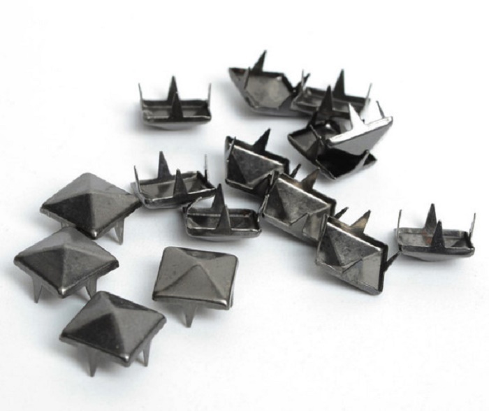 CHOOSE SIZE and FINISH Pkg of 20 Metal 4-Spike PYRAMID Studs (1080) | eBay