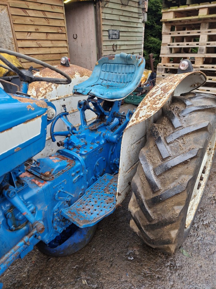 Ford 3000 SOS | eBay UK