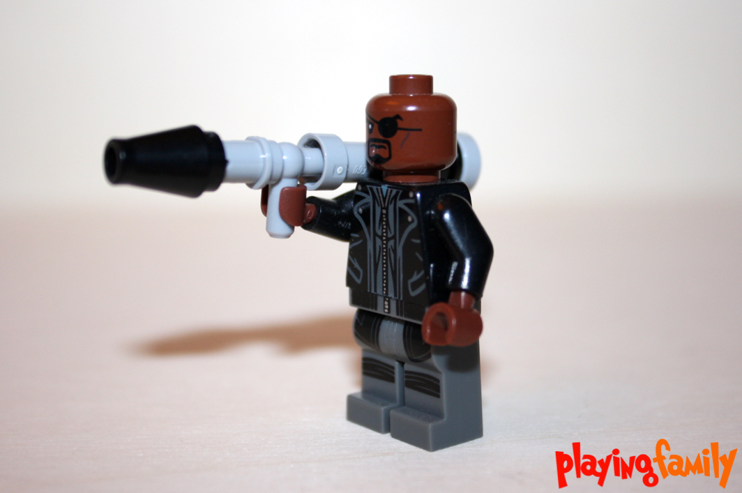 LEGO AVENGERS - LEGO®-Figur Nick Fury aus Set 76042 mit einer ...