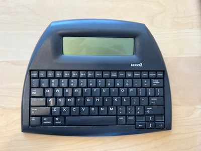 Typewriters & Word Processors - Keyboard Word Processor