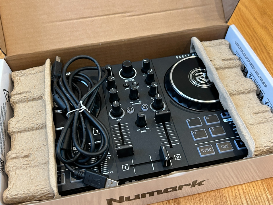 Numark Party Mix DJ Controller Bundle Board, USB, Original Box – Works ...