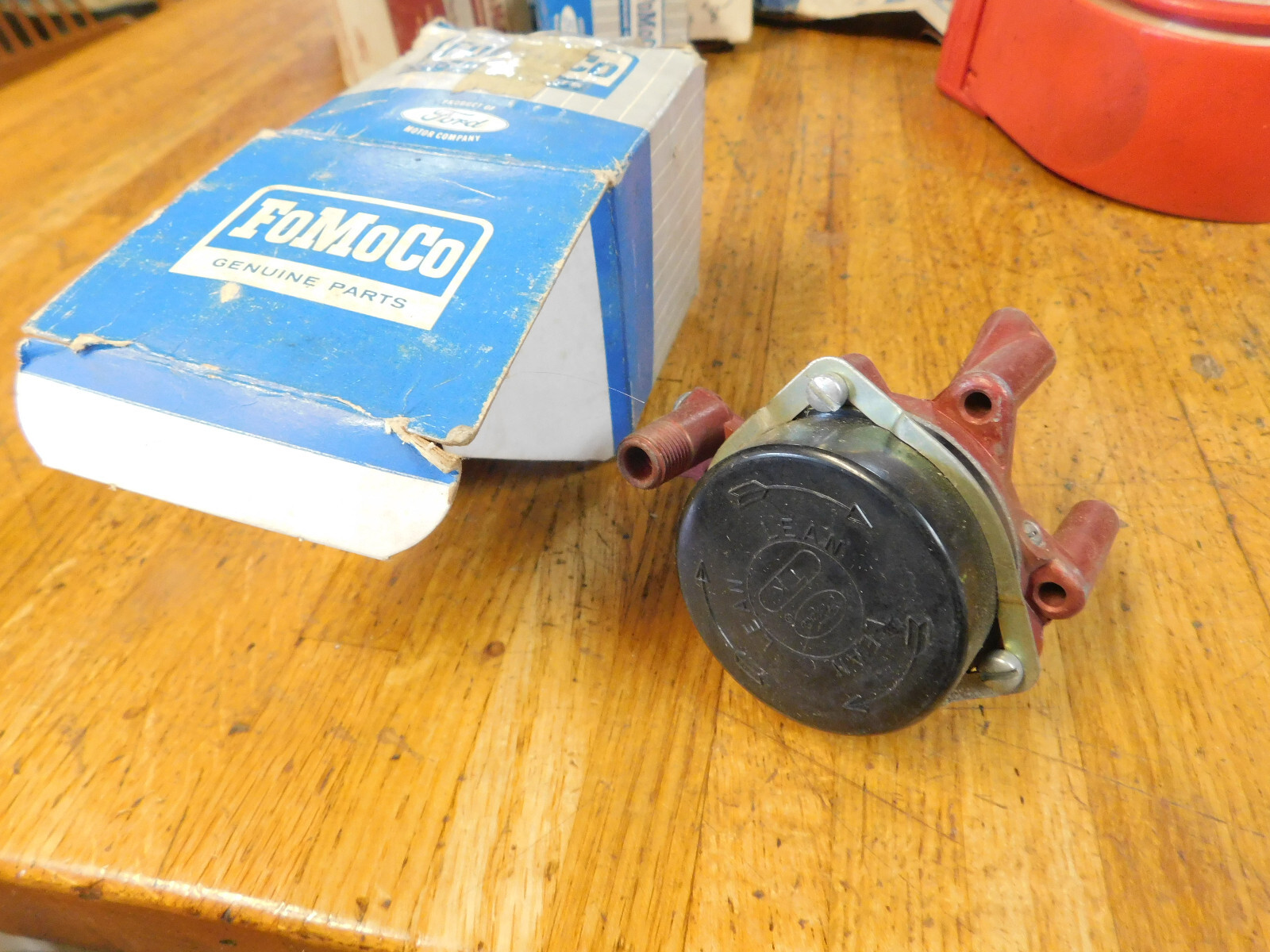 NOS FORDO CARBURETOR THERMOSTATIC CHOKE CONTROL HOUSING C2AZ-9850-D NOS ...