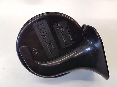 12V VOLT UNIVERSAL LOW TONE MOTORCYCLE/BIKE/CAR SHELL/TRUMPET HORN ...