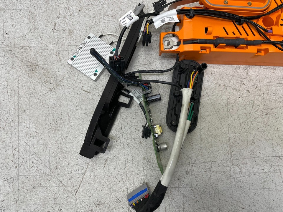 2012-2016 Tesla Model S High Voltage Battery Ancillary Unit Contactor ...