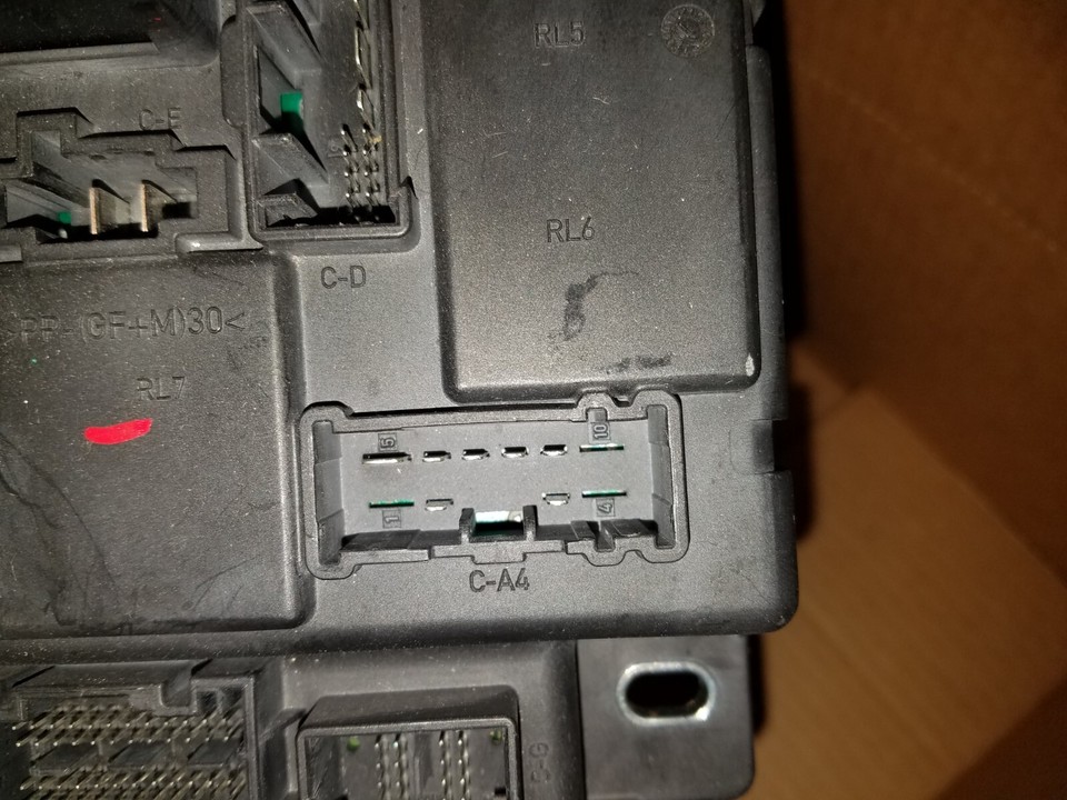 2007-2013 MINI COOPER S R56 POWER DISTRIBUTION FUSE JUNCTION BOX JBE ...