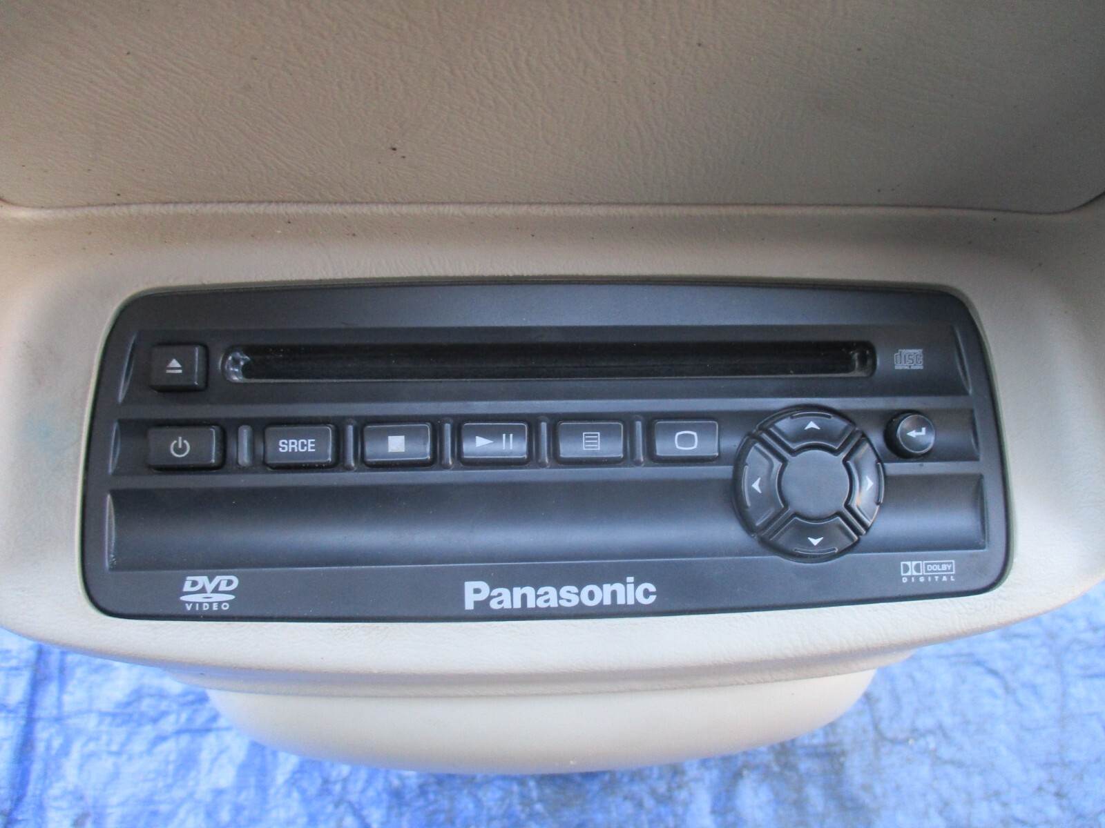 00-06 GMC Yukon Denali OEM rear DVD player assembly CN-SG0360ZC shale ...