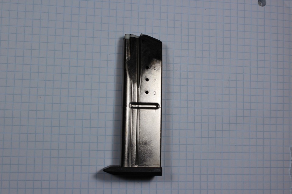 Good Condition Smith & Wesson 9mm Magazine Fits SD9 SD9VE SW9 SW9VE ...