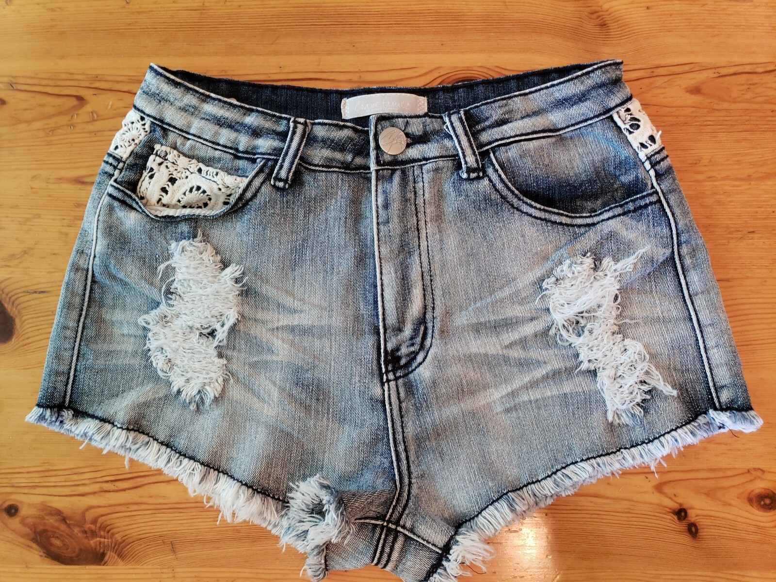Almost Famous Short Shorts Womens 7 Cut-Off High Rise… - Gem