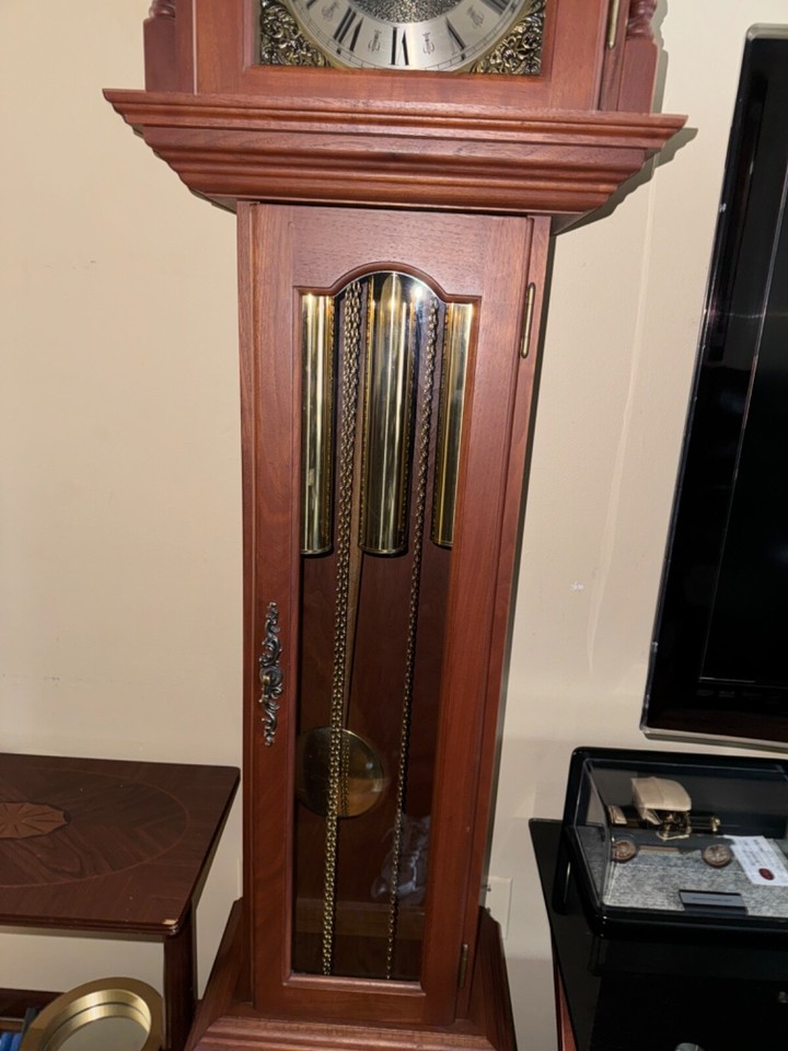 Grandfather clock Emperor Model 450 with West German model 451-050 Cost ...