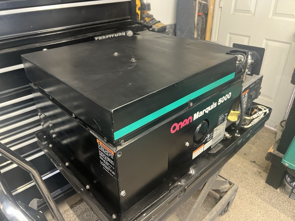 ONAN MARQUIS 5000 WATTS RV MOTORHOME GENERATOR (Needs Work Click On ...