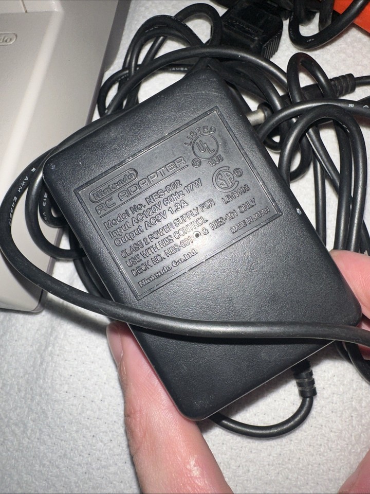 Nintendo NES Top Loader Control Deck NES-101 Console Controllers Zapper ...