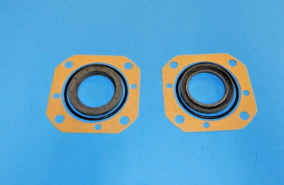 New Pair of Rear Wheel Axle Seal Kits for MGA and MGB Banjo Axle 1963 ...