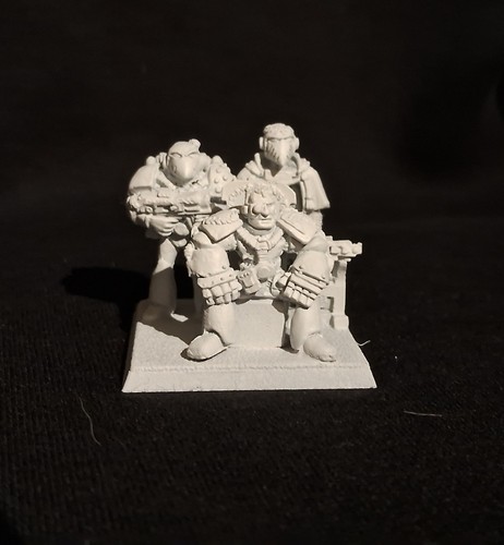 Warhammer 40k Rogue Trader Marneus Calgar On Throne OOP | eBay