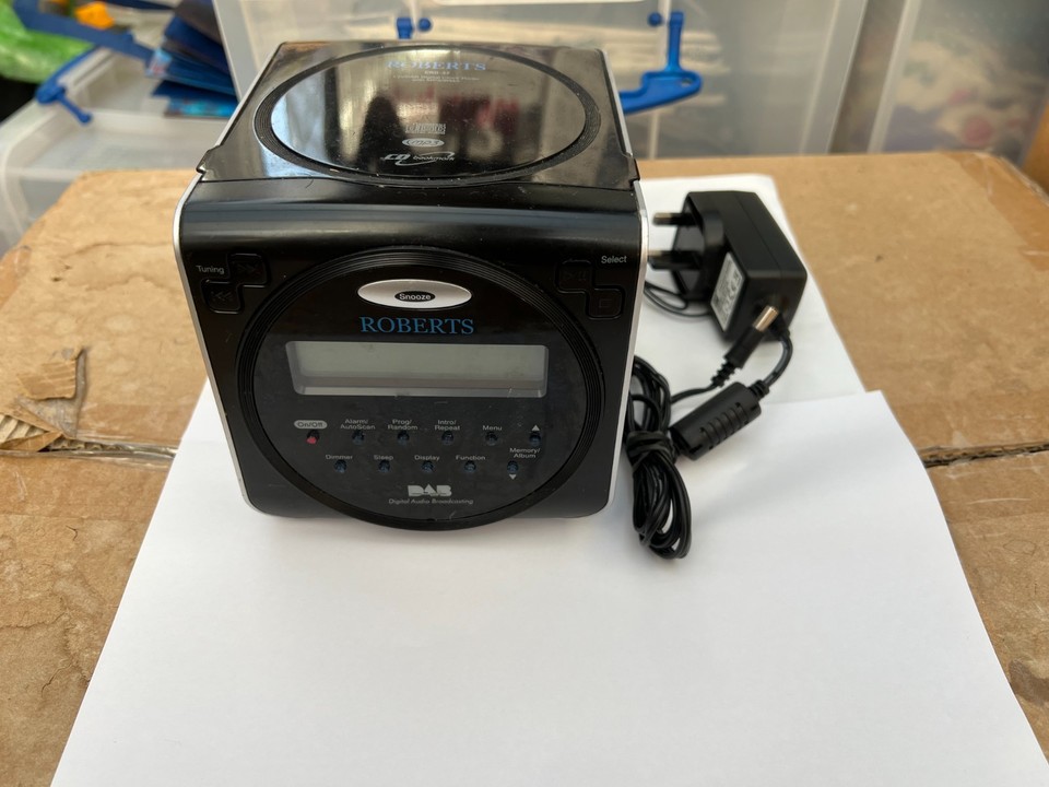 Roberts CD Radio Alarm Clock Cube DAB Digital Stereo CRD37 - Working ...