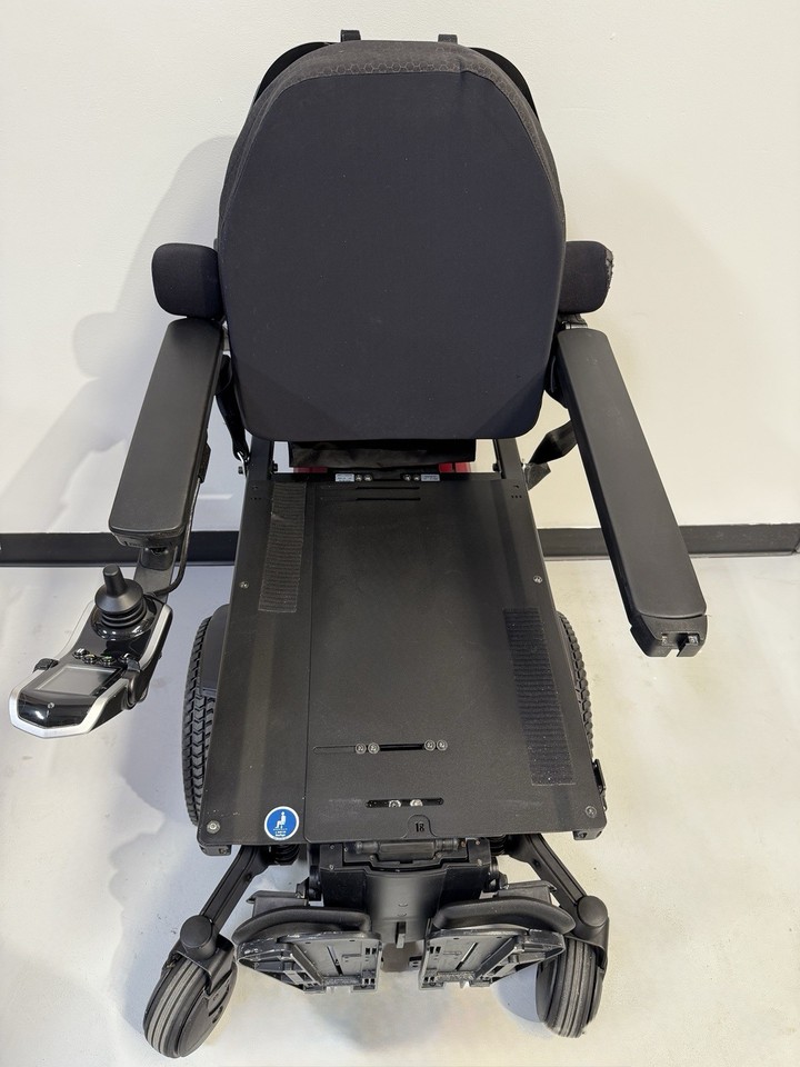 Quantum Edge 3 Power Tilt - Leg - Recline | eBay