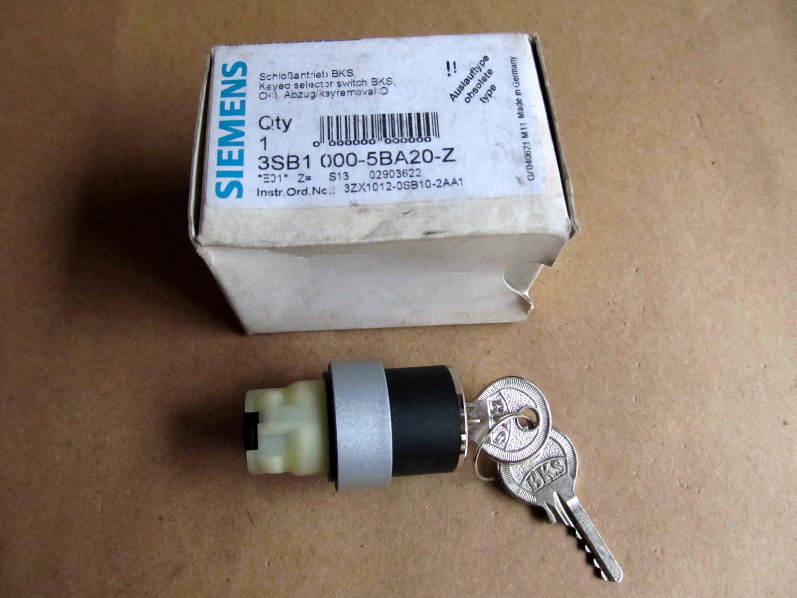1pcs New 3SB1000-5BA20-Z SIEMENS BKS key switch 3SB1 | eBay
