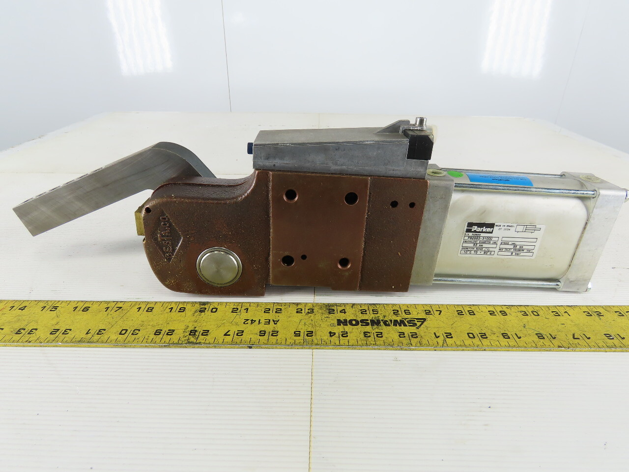 Destaco/Parker 82G6N-632C903-08690A P82G63-3100U RH Pneumatic 90° Power ...