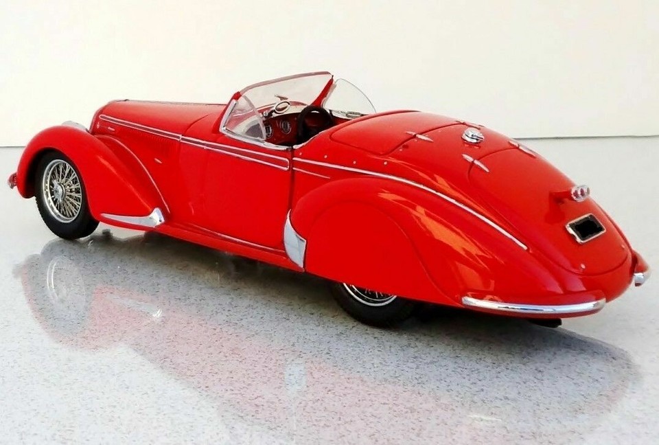 Ferrari 1:24 Race Car Racing 18 Racer Hot Rod 12 Classic Metal Body ...