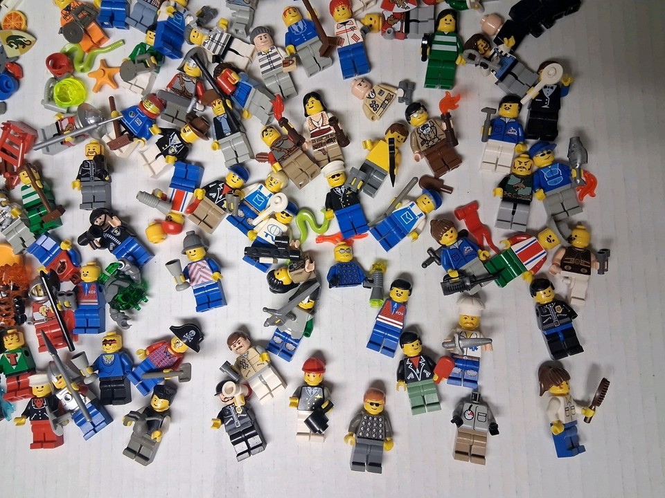Huge Vintage 90's - 2000's Lego Minifigures And Accessories Lot | eBay