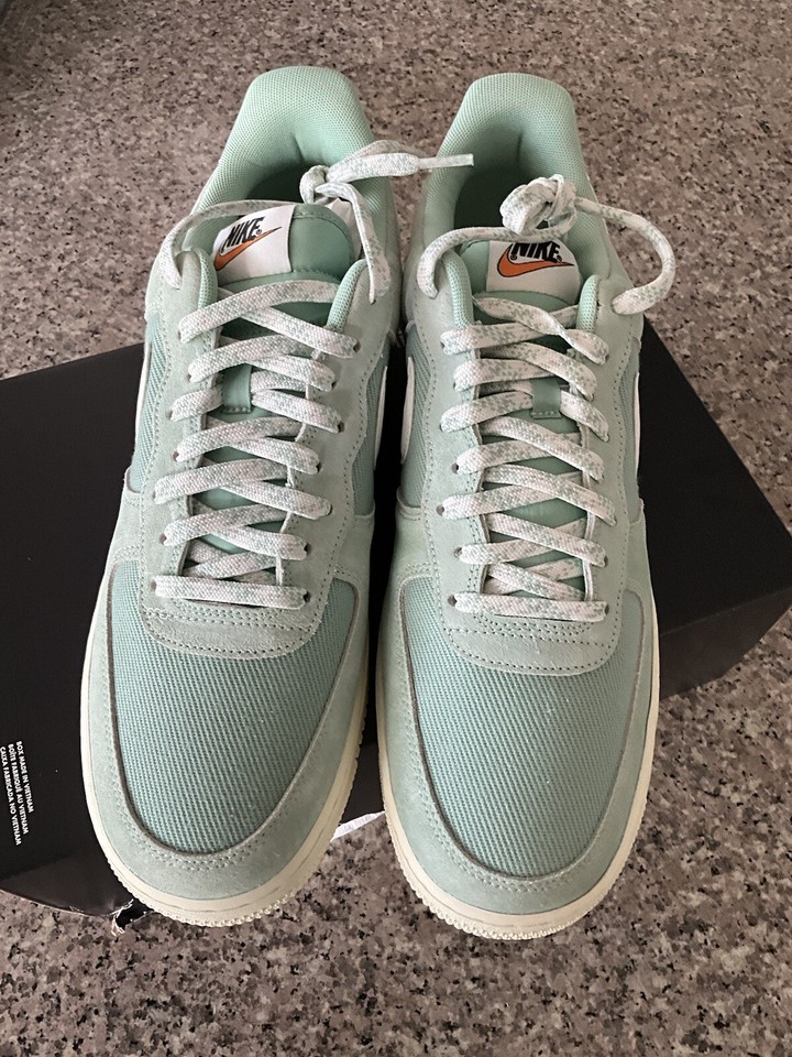Nike Men's Size 12 Air Force 1 '07 LV8 Enamel Green Sail Low Top AF1 ...