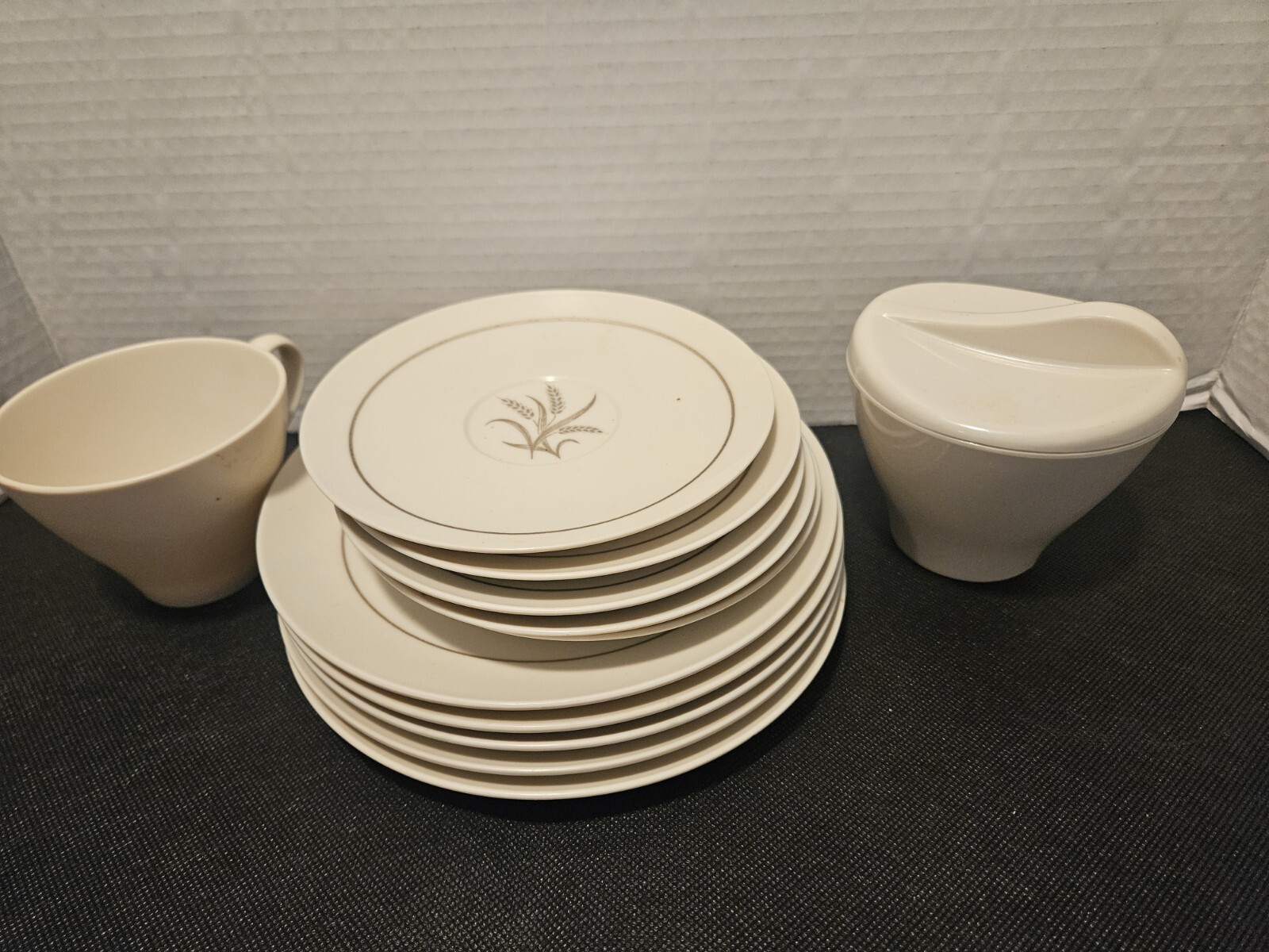 Vintage MELMAC/MELAMINE Golden Wheat Nineteen (10) Pieces Very Cool! | eBay