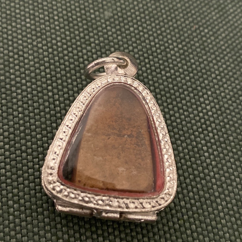 Old amulet ‘Phra Sum Kor’พระซุ้มกอ กรุวัดคูยาง Origin of Koo Yang ...