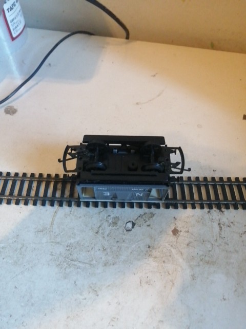 Hornby Grey R215 NE brake wagon 178595. 00 Guage | eBay UK