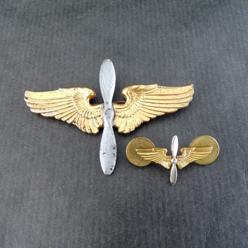 Pair WWII Era ARMY AIR CORP Insignia Pin WINGS PROPELLER Two-Tone USAAF ...