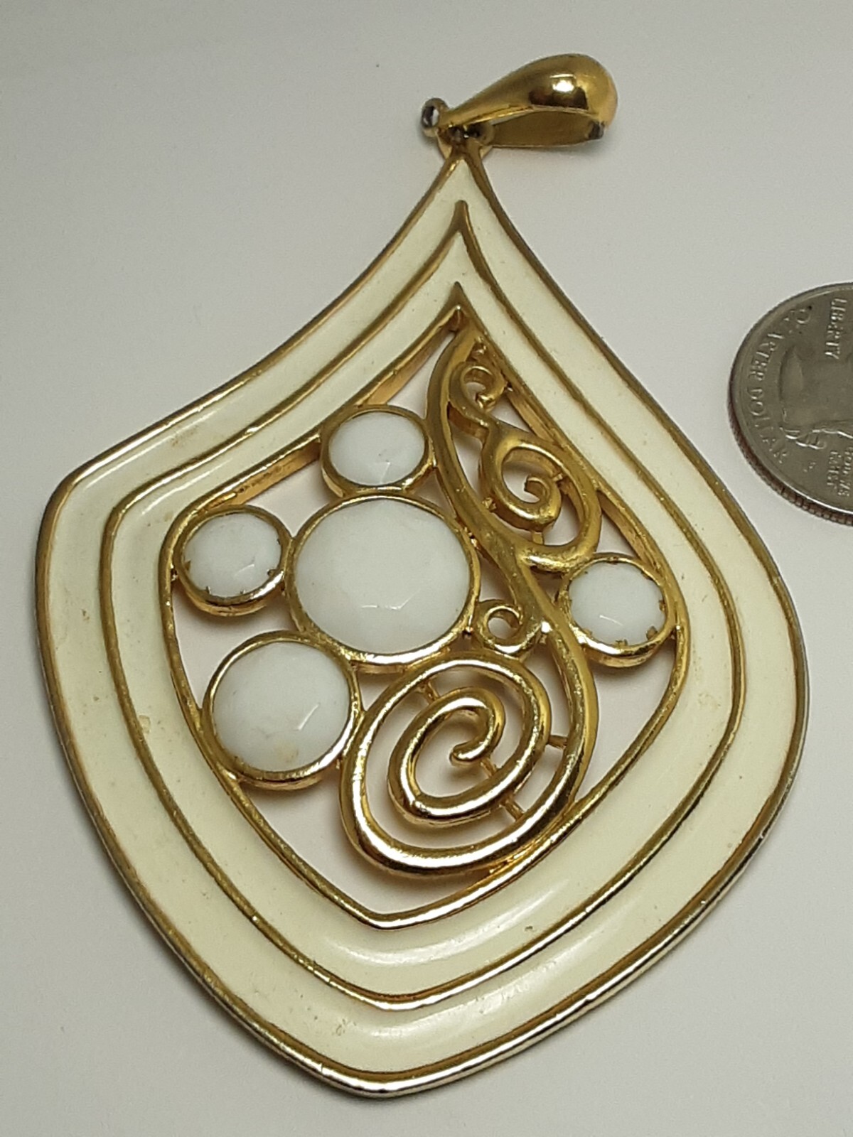Huge Vintage 60s 70s Milky Lucite Cream White Enamel … - Gem