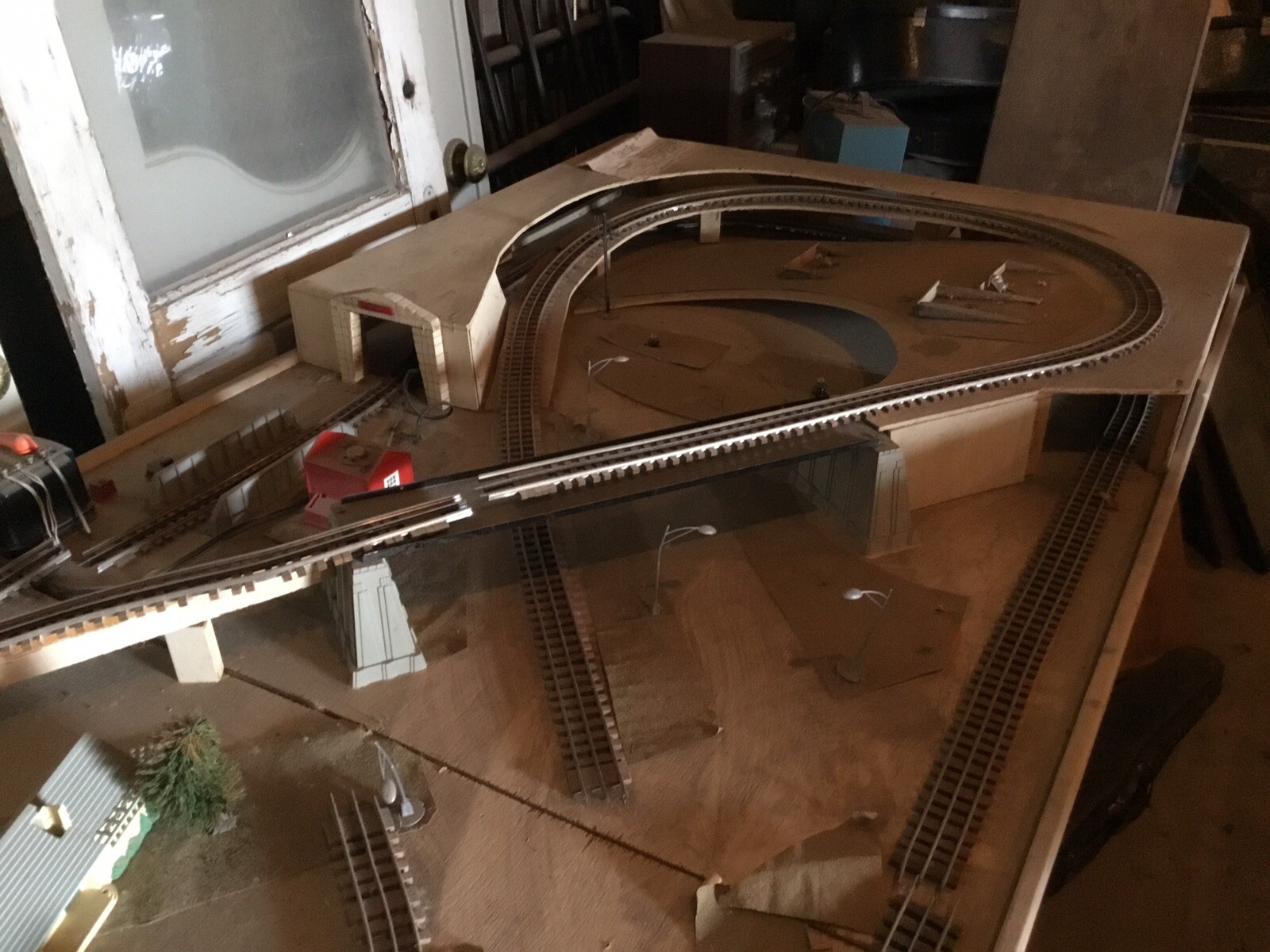 Vintage 0 Gauge Train Layout Diorama With Buildings and Track 4 foot by ...