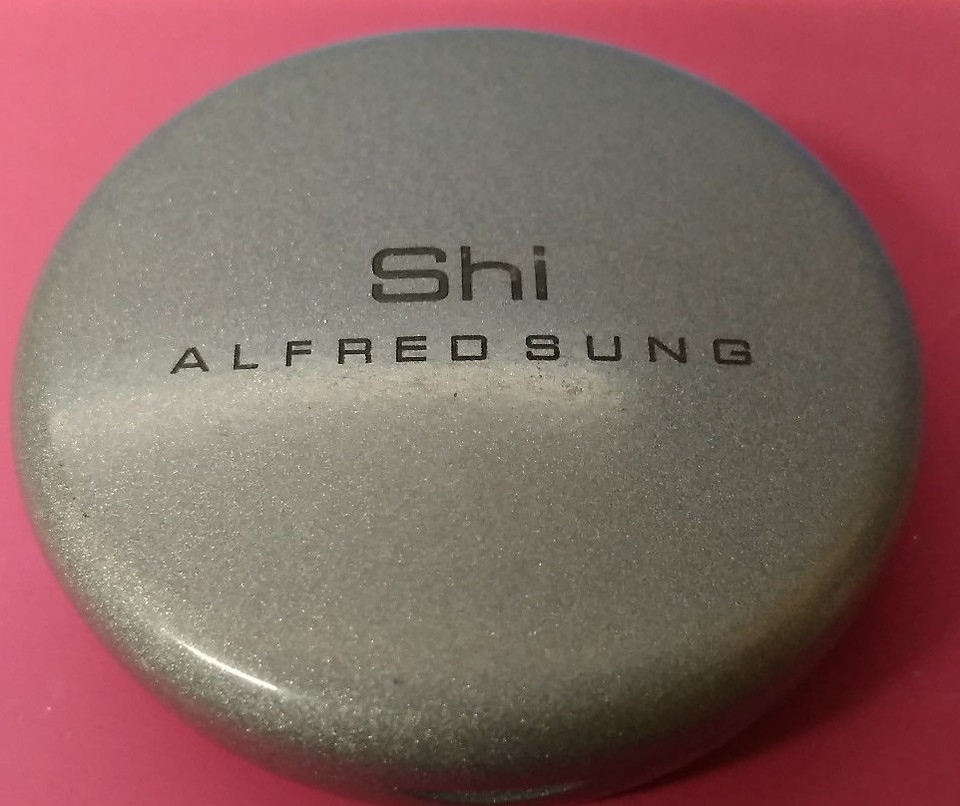 Alfred Sung SHI Perfume Pressed Powder and Compact 2.2 grams RARE | eBay