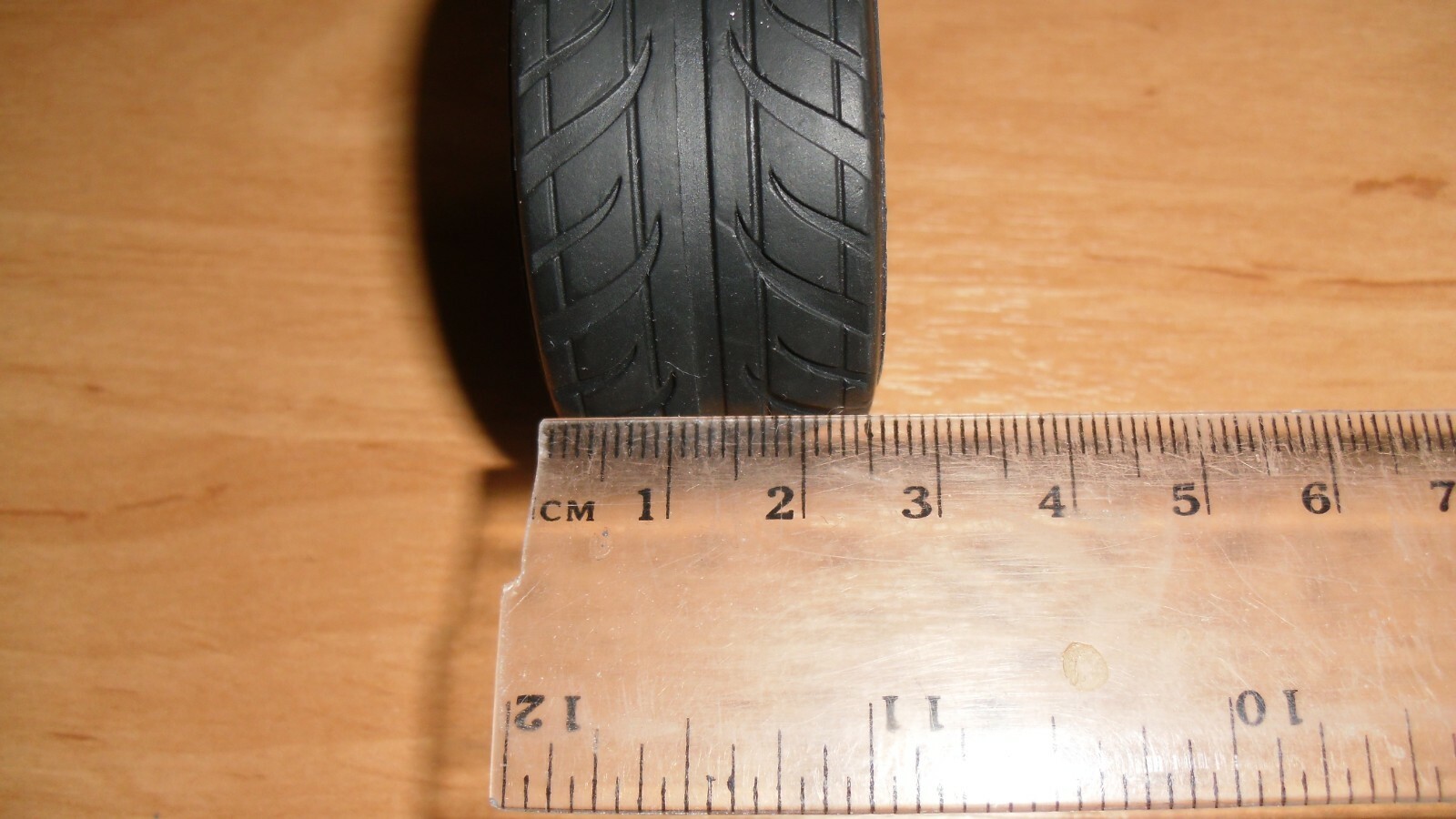 Meccano Four Plastic Wheel Grey Black Spokes Rubber Tyre D424 C972 D566 ...