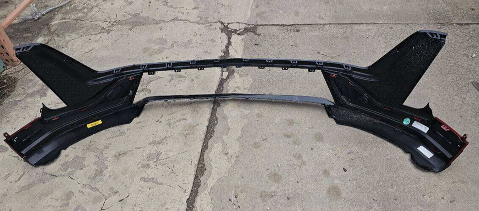 2020-2023 Cadillac XT6 GM RED Front Lower Bumper Cover OEM 84663547 | eBay