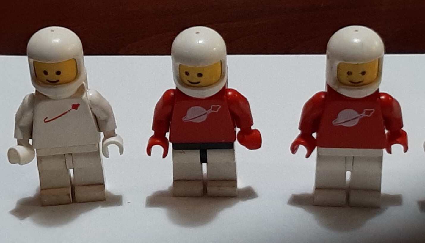 CLASSIC VINTAGE 1980s LEGO YELLOW WHITE RED SPACEMAN ASTRONAUT ...