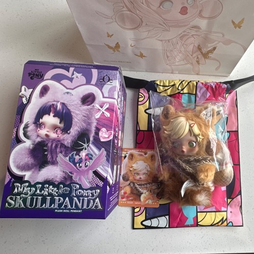 Pop Mart Skullpanda x My Little Pony Applejack Fashion Doll Collectible ...