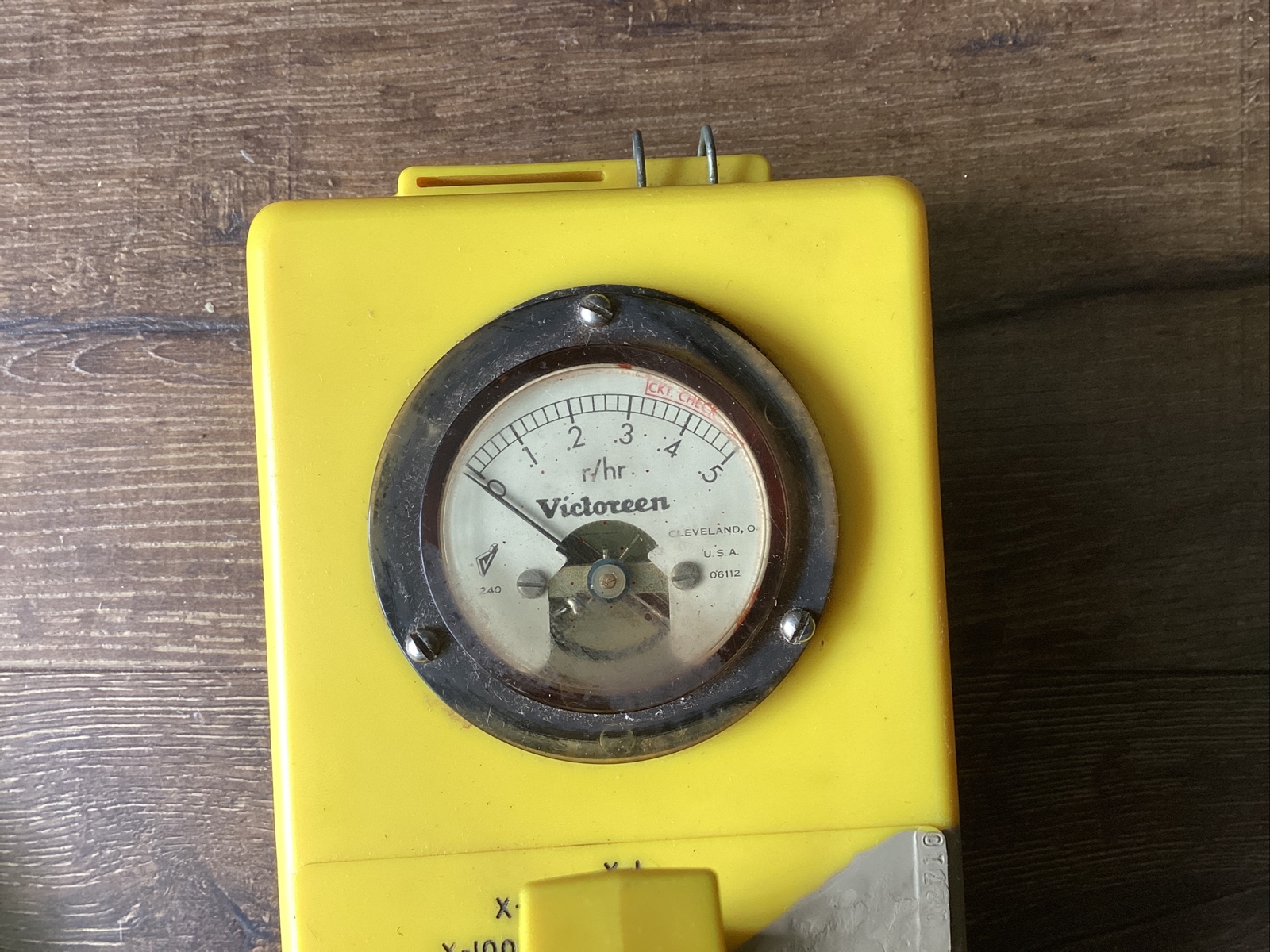 CD V-710 Geiger Counter Radiation Detector Victoreen Model 710 In Box ...