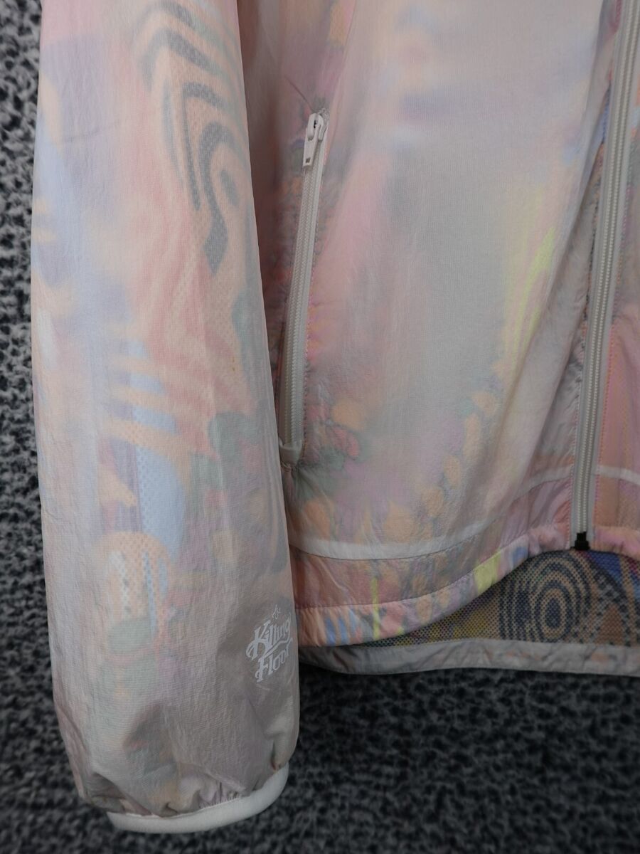 Nike SB x The Killing Floor Lined Holographic Windbreaker Nike SB x The Killing Floor Lined Holographic Windbreaker