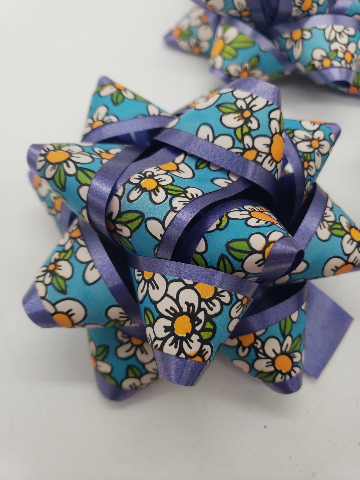 Vintage Floral Retro Sticky Bows For Gift/Present With Ribbons | eBay