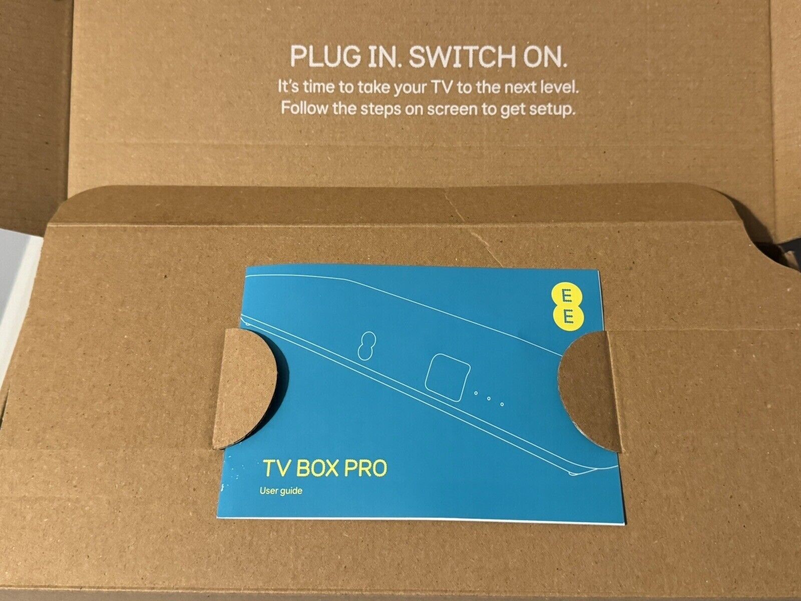 EE TV Pro 4k Freeview Set Top Box YouView 1TB DVR Dolby Atoms HDR ...