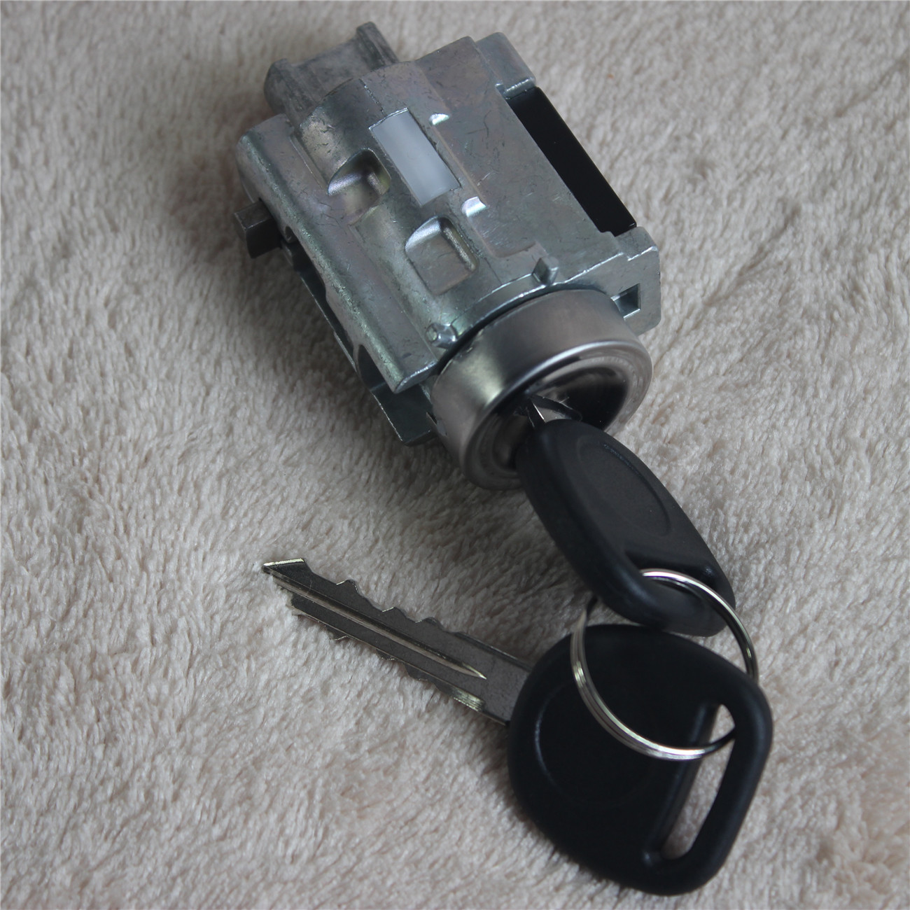 Replacement Switch & Ignition Lock Cylinder Keys Fit Olds 99-05 Pontiac ...