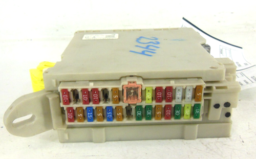 2011 11 Lexus LS460 Power Distribution Cabin Relay Fuse Box OEM 82730 ...