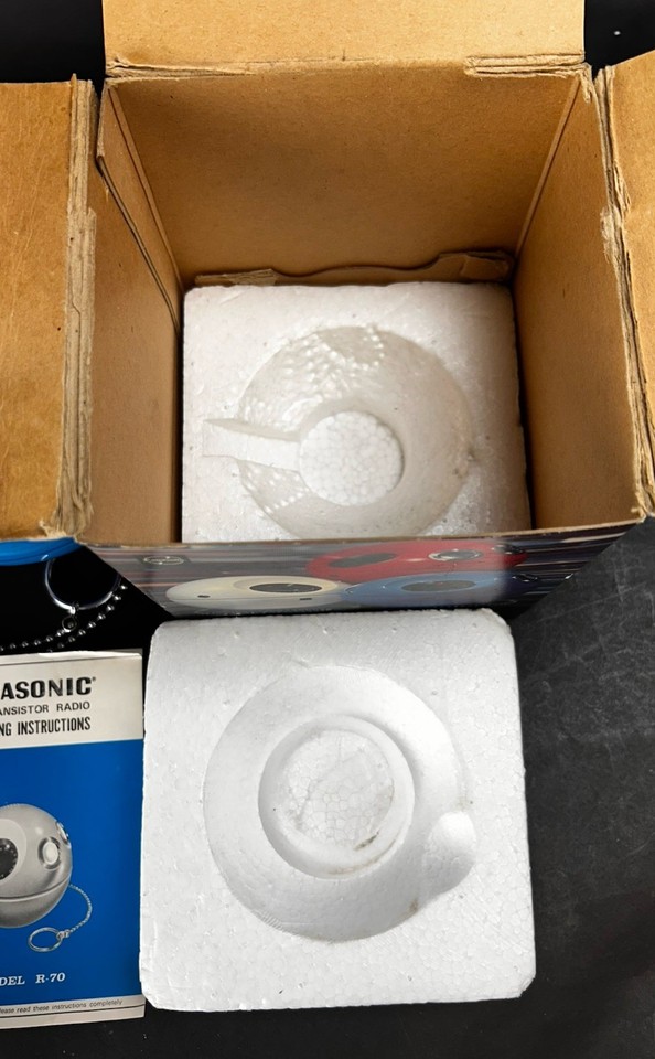 Vintage Panasonic R-70 PanaPet AM Radio with Original Box & Contents | eBay