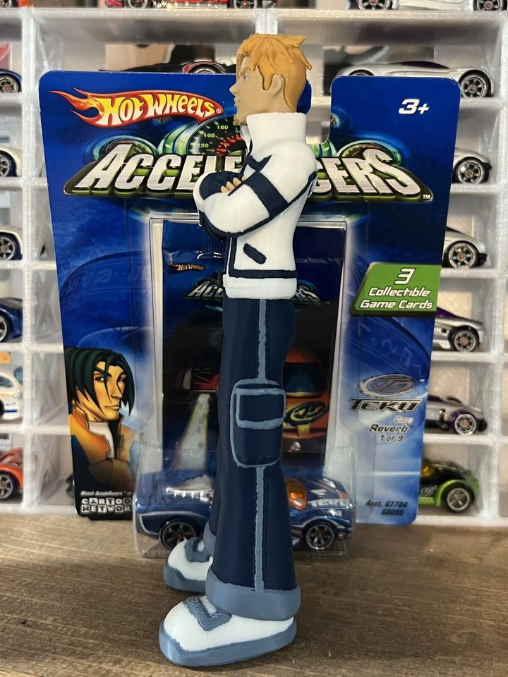 Hot Wheels Acceleracers Vert Wheeler Statue figure | eBay