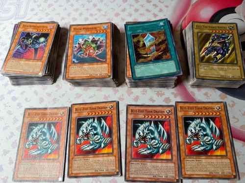 Vintage Yu-Gi-Oh! TCG 4 Blue Eyes Toon Dragons And 200 Bulk Card Lot ...