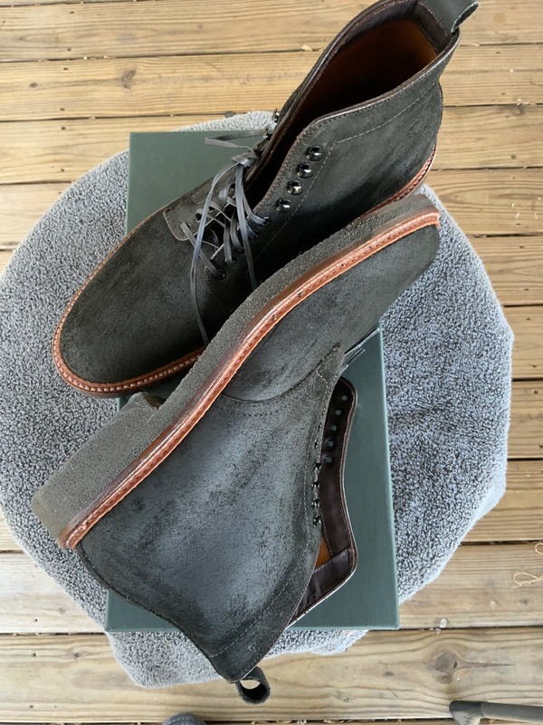 Alden D6839H Earth Reverse Chamois Plain Toe Boot | Alden Model Project