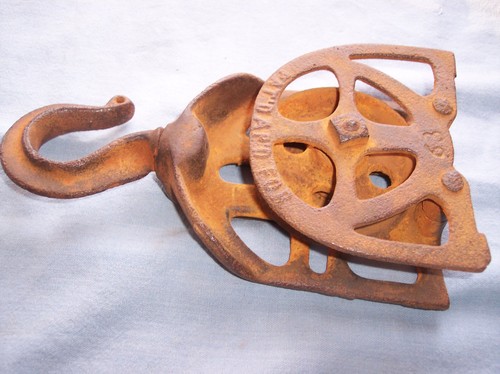 VTG Ornate Cast Iron Industrial Barn Pulley Antique Rustic Snatch Block ...