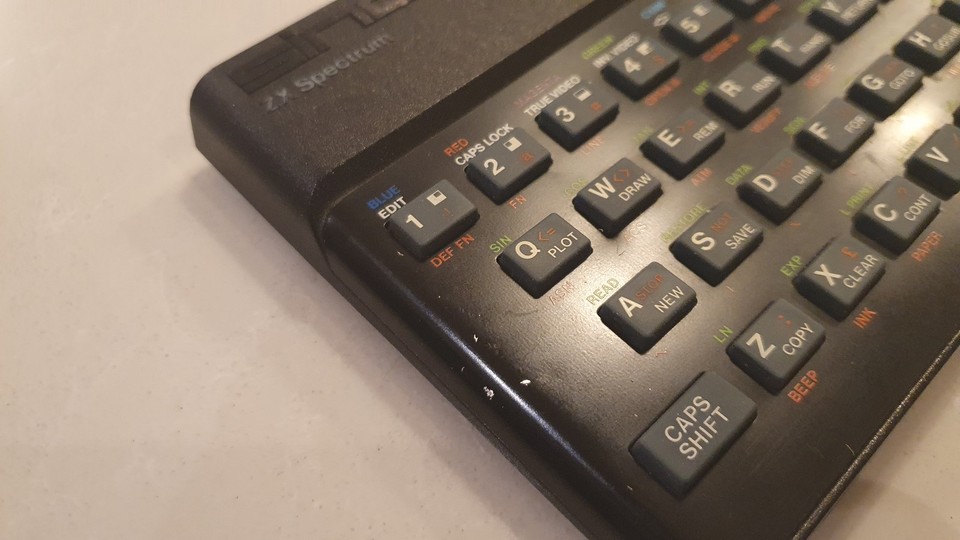 Sinclair ZX Spectrum 48k computer Empty Top Case S/N 28/11 | eBay UK