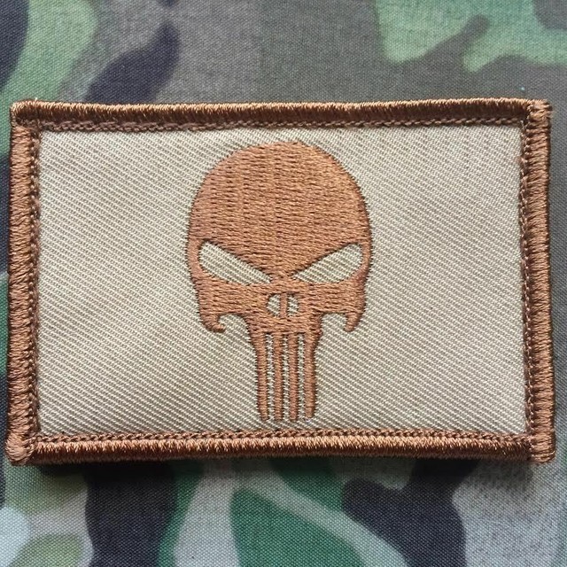 Current Militaria (2001-Now) Navy Seal DEVGRU Punisher 3D TAN Skull ...