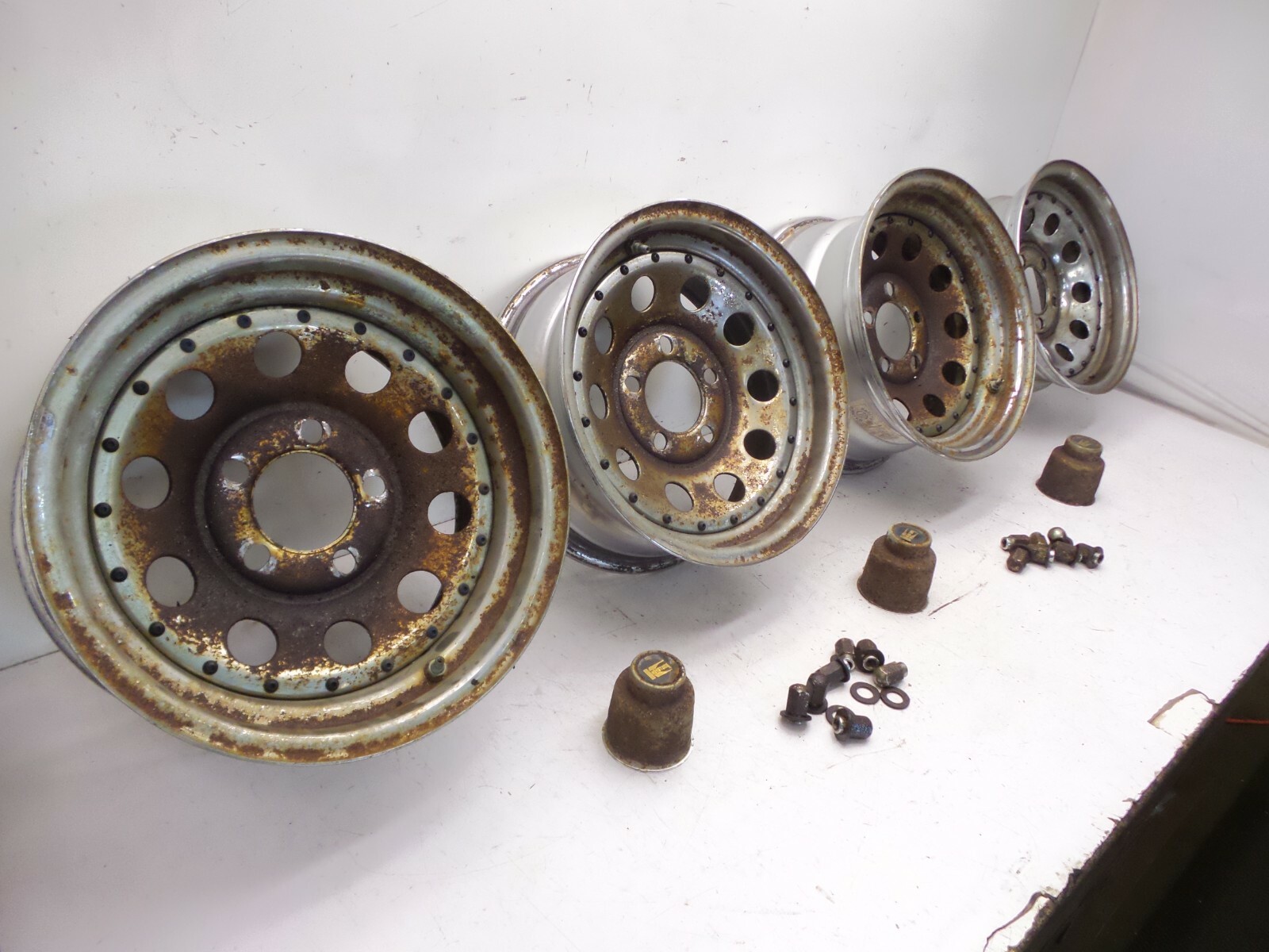 VINTAGE KEYSTONE WHEELS 14x7 14x6 WHEEL RIM RIMS SET OF 4 FRONT REAR | eBay