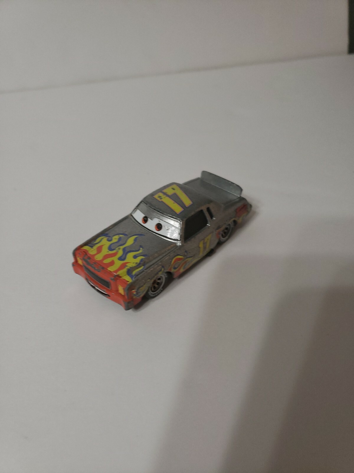 Disney Pixar Cars Darrell Cartrip Boogidy #17, Blue - 1:43 Scale Ga19